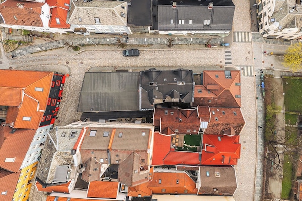 50m Bryggen I 6 Guest I Revamped2025 L Bergenhouse - Bergen