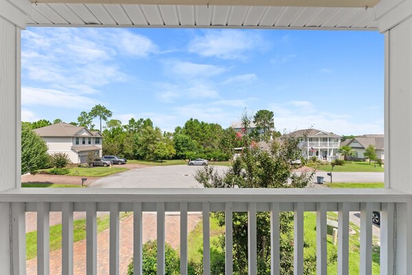 Resort Style Pool! Bikes! Close To Beach And Restaurants! - Santa Rosa Beach, FL
