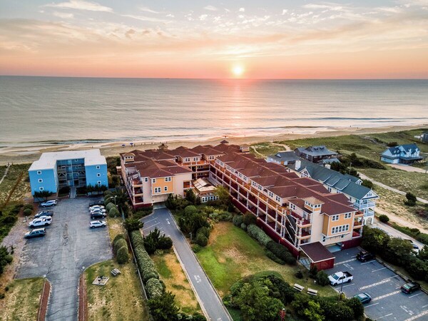Oceanfront Condo With Resort-style Amenities! - Kitty Hawk, NC