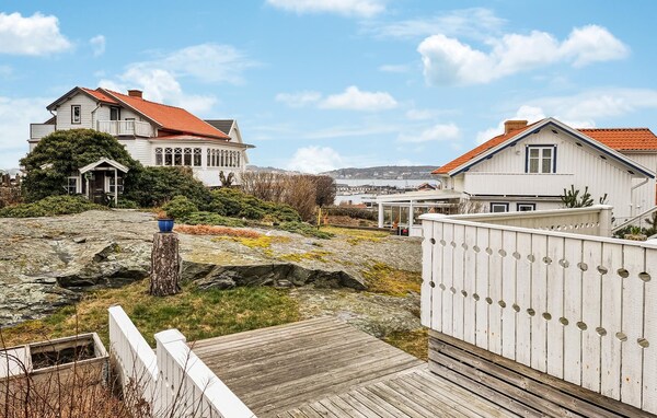 Lovely Apartment In Bohus-björkö - Göteborg