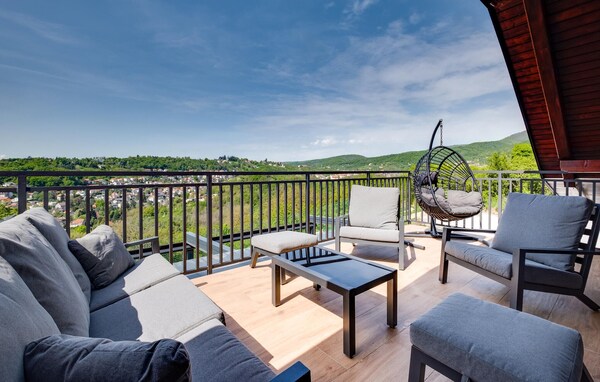 Awesome Home In Zagreb With Sauna - Zagreb