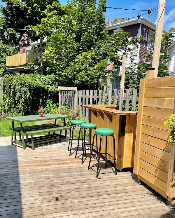 3 Bedroom Home With A Hot Tub In Charlottetown - Charlottetown