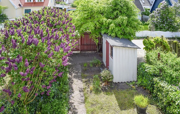 1 Bedroom Beautiful Home In Limhamn - Malmö