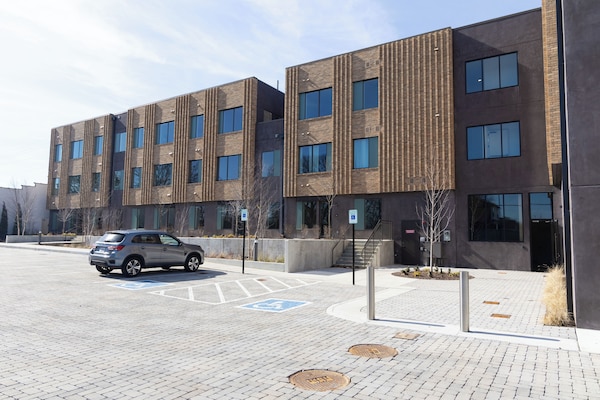 Charming 1bed Condo In Eastnash.12min Broadway&bna, E+rosecafe Onsite 1st Floor - Hendersonville, TN