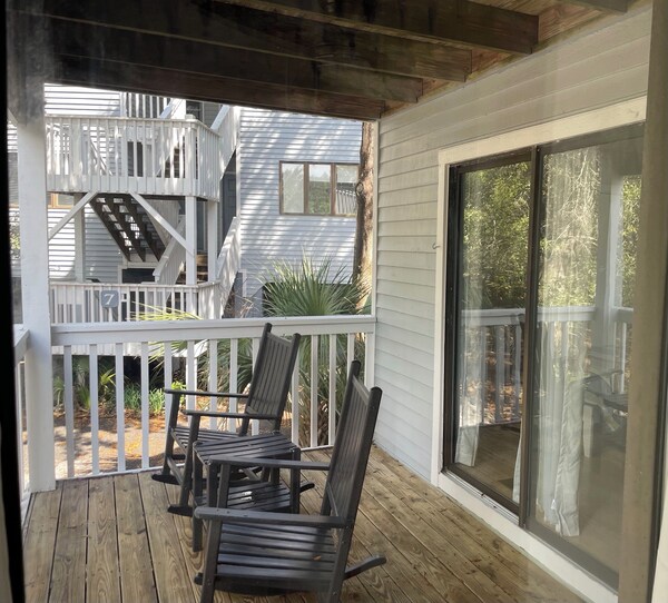 New 2025!  Completely Renovated 2 Bedroom & 2 Bath Condo Located In Royal James - Bald Head Island, NC