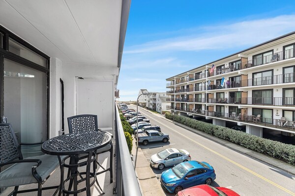 Cozy 1br Condo, Ocean Block, King Bed With Wifi, Ac, Beach Gear & Parking - Ocean Pines, MD