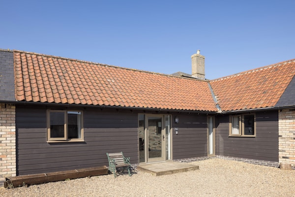 Stylish Cottages, Countryside Location, Scandi Hot Tub, 20 Mins To Cambridge - Cambridgeshire