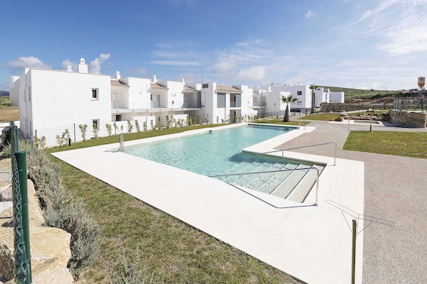 Atlanterra Sunset Home - Modern Flat With Shared Pool Only 10 Minutes From The Beach And W - Zahara de los Atunes