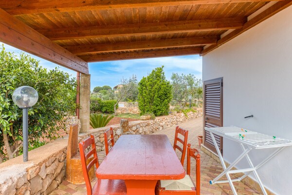 Casa De Vacaciones 'Del Cuoco' Con Piscina Compartida, Jardín Privado Y Aire Acondicionado - Tricase