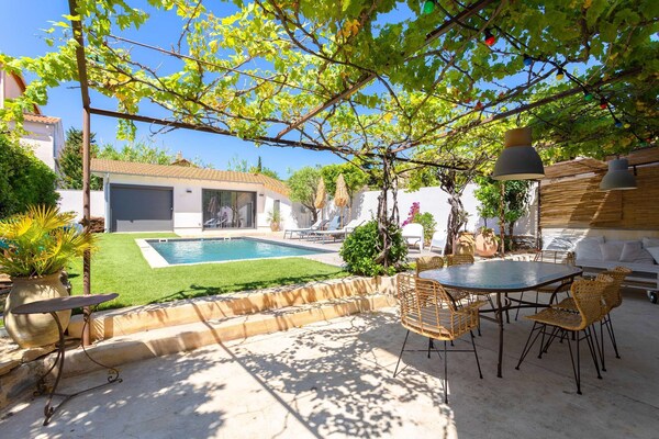 Belle Villa Climatisée, Piscine, Jardin, à Pieds Du Centre Et Plage Pour 8 - Sanary-sur-Mer