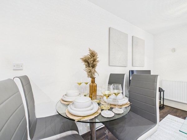 Central 1bed Near Bullring & Rail Stations - Solihull