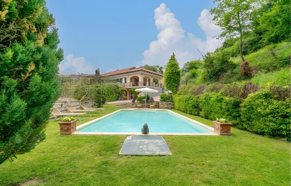 Villa Nicoletta In The Ligurian Hinterland - Alassio