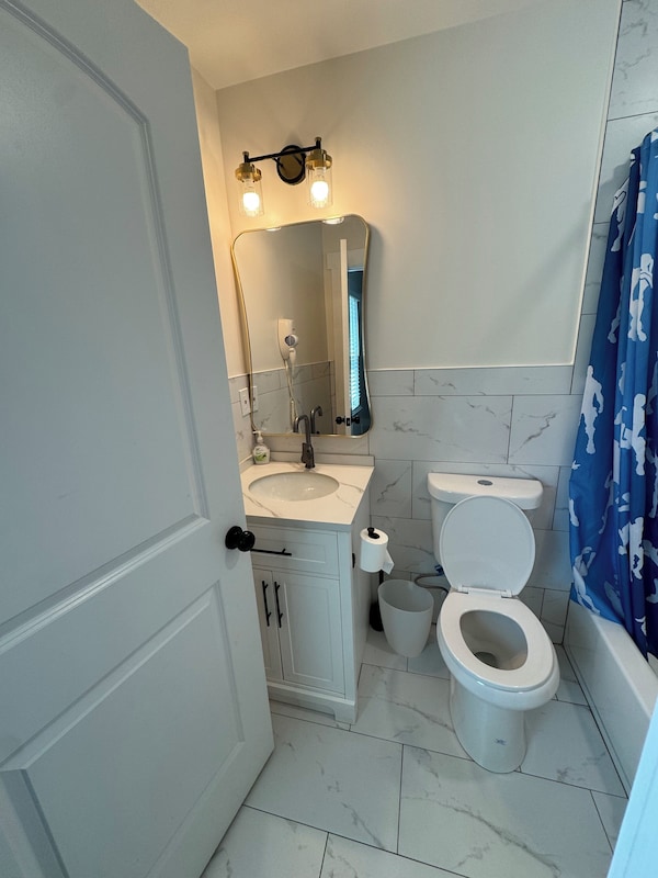 1-bedroom Full Kitchen In East Atl Village Walk To Kroger And Bus - Mercedes-Benz Stadium - Atlanta