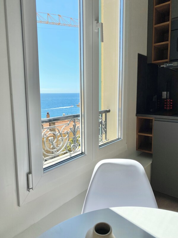 Modern Sea-view Flat  A/c, High-speed Wi-fi  15 Min Walk From Monaco Gp F1 - Mônaco