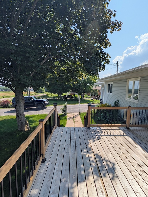 Charming 3-bedroom Home W/ Wifi, Ac In Adorable Hampton-victoria By The Sea - Prince Edward Island