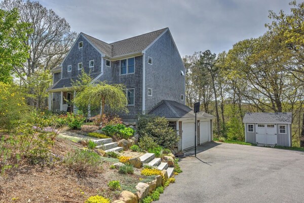 28 Parsons- New Listing! 5-bedroom Home In Charming East Falmouth, Pet-friendly! - Falmouth, MA