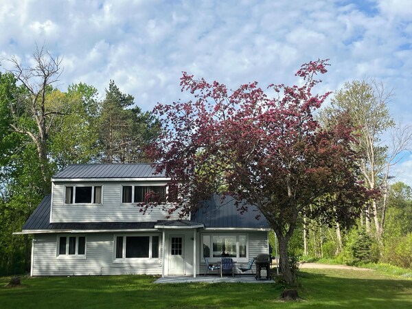 Charming House On The St. Mary's River In Sault Ste. Marie, Freighters Out Front - Sault Ste. Marie