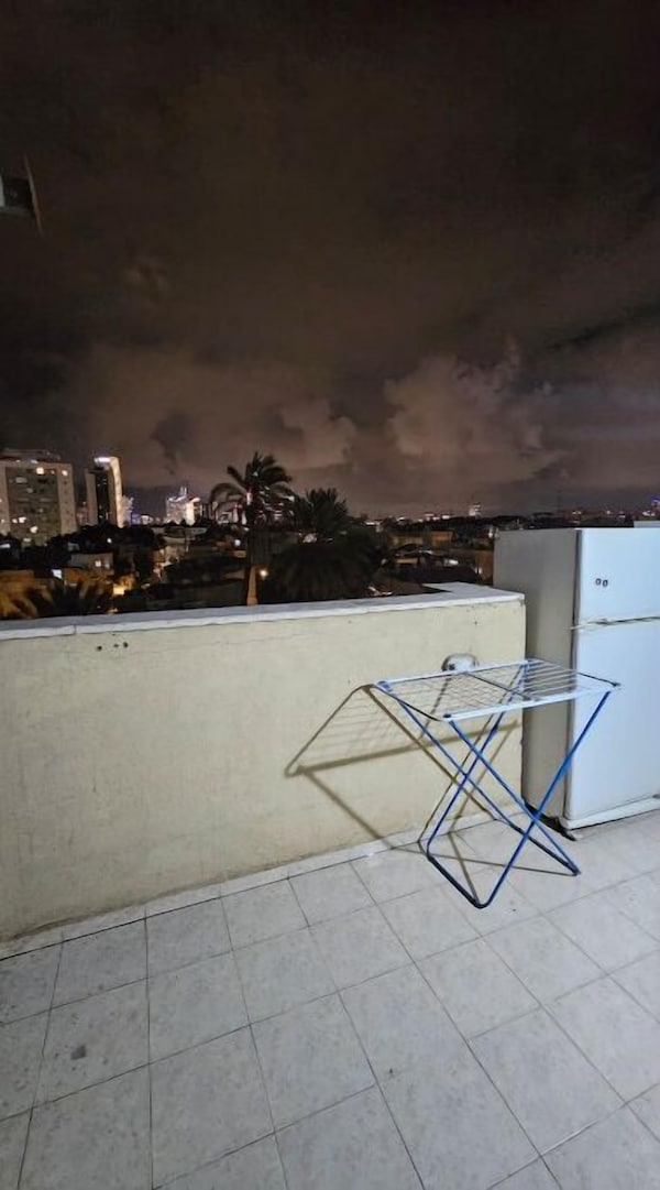 Room Rooftop Apartment + Huge Balcony + Room - Israel
