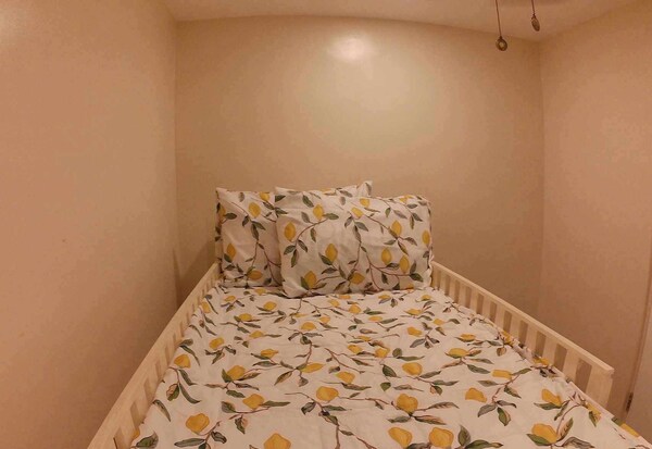 Entire Home Unit2/netflix/ac/washer - 