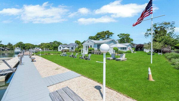 Cottage Suite In Boutique Hotel, Heart Of Hampton Bays, Waterfront... - Hampton Bays, NY