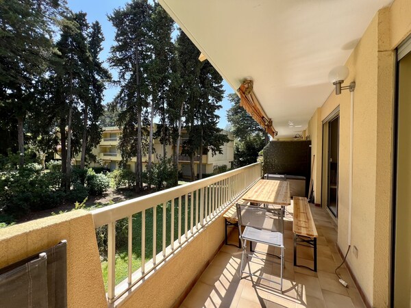 Apartment With Pool Near The Sea - Antibes
