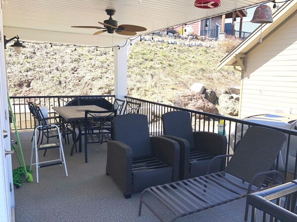 3 Bed Cottage With Basement Suite At Lacasa! - Lake Country