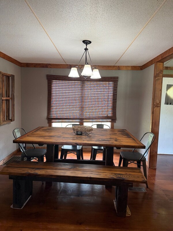 Charming 3-bedroom Cabin With Wifi And Ac In Peaceful Twin City, Ga - George L Smith State Park, Twin City