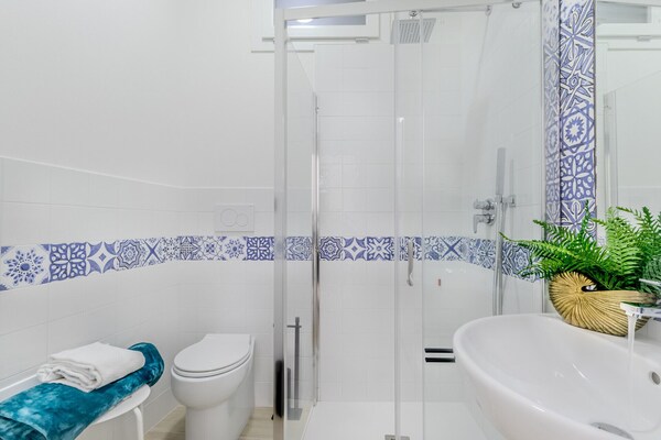 Artis Rooms - Suite Blue - Cagliari