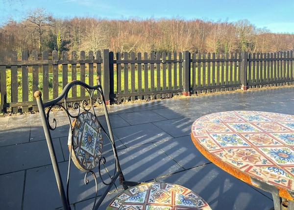 1 Bedroom Accommodation In Battle - Sussex
