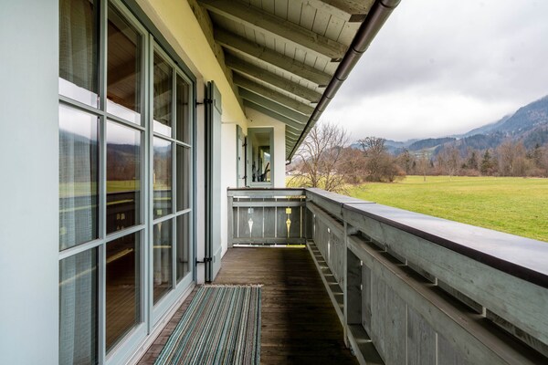 Ferienwohnung 'Brünnstein-zimmer 11' Mit Bergblick, Gemeinschaftsgarten Und Wi-fi - Walchsee