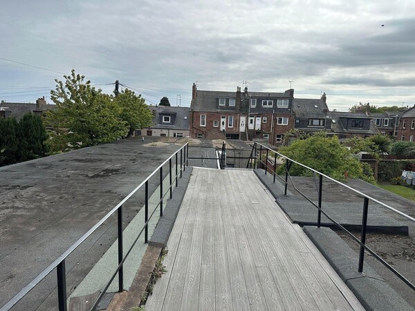 Central 3-bed Seaside Apartment - Sleeps 5 - Arbroath