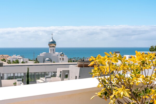 Appartement "Vanian Gardens" Avec Vue Sur La Mer, Wi-fi Et Climatisation - Estepona