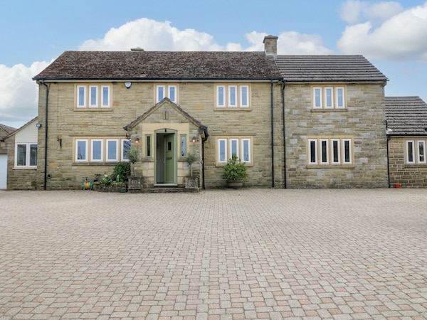 Cherry Tree Farm, Family Friendly, With Hot Tub In Chesterfield - Chesterfield