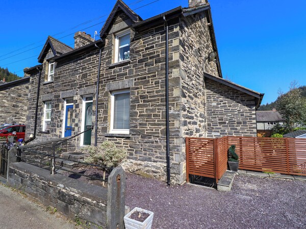 Dola, Pet Friendly, With Open Fire In Betws-y-coed - Betws-y-Coed