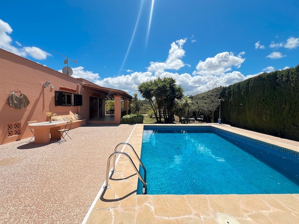 Holiday Home 'Bamboo' With Private Pool, Wi-fi And Air Conditioning - Ibiza City