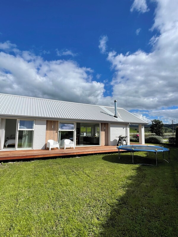 The Club House *Cheap Matariki Rates!* - Warkworth