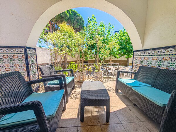 Casa Cavall Bernat Is A House Located In Cambrils. - Cambrils