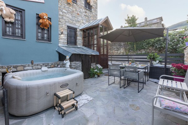 Rock Dandy Nymfaio - La Maison De Lours With Eco Pool, Yard And Fireplace - Флорина