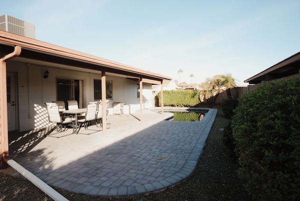 Spacious Home 10 Min To Statefarm Stadium W/ Pool - Peoria, AZ