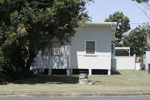 250metres From Beach & Breakwall. Seaweeds Cabin Best Kept Secret In Harrington. - Harrington