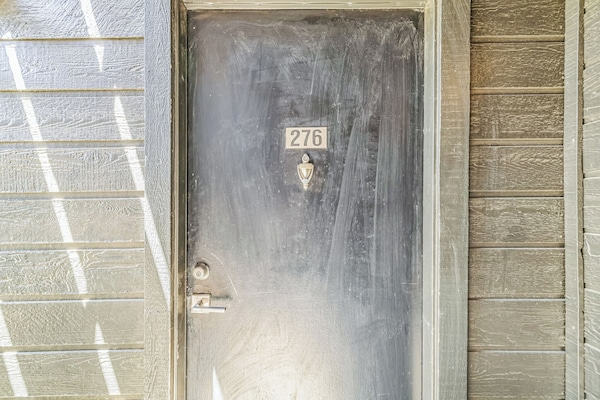The Landry 276| Spacious And Cozy 2 Bedroom 1bth - Arlington, TX