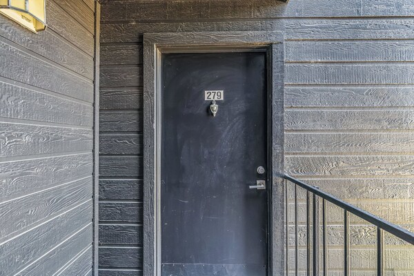 The Landry 279 | Spacious And Cozy 2 Bedroom 1bth - Arlington, TX