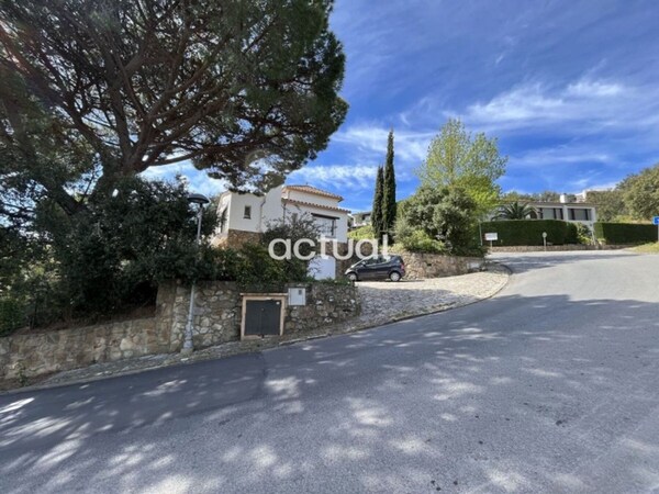 Spacious House Near Beach, Sleeps 11 - S'Agaró