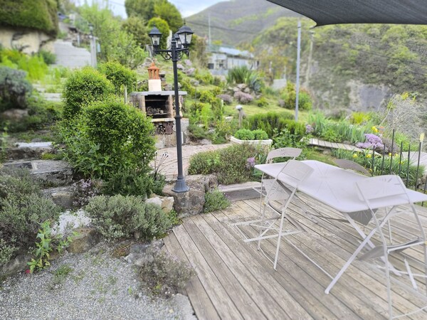 Apartment In Provence, Quiet With Mountain View - Digne