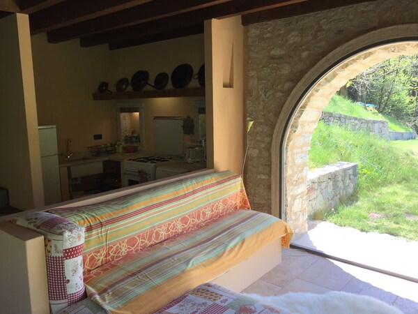 Borgo Paradiso - Charming 6-bedroom, 18 Guests Mas Immersed In 15 Acre Parkland - Limone Sul Garda