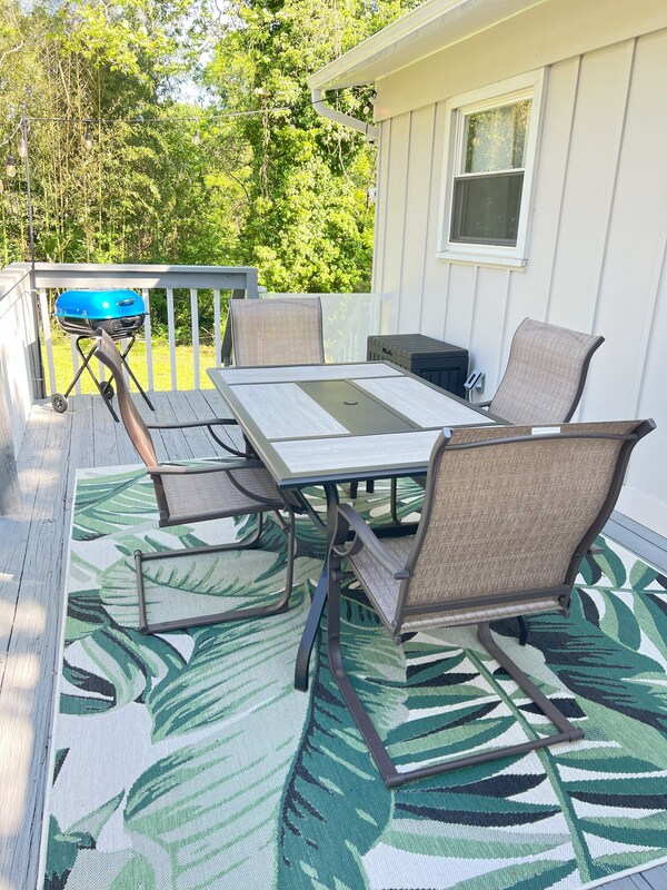 Charming 3-bedroom House - Boho By The Star - Cozy Retreat Close To Town - Smith Mountain Lake