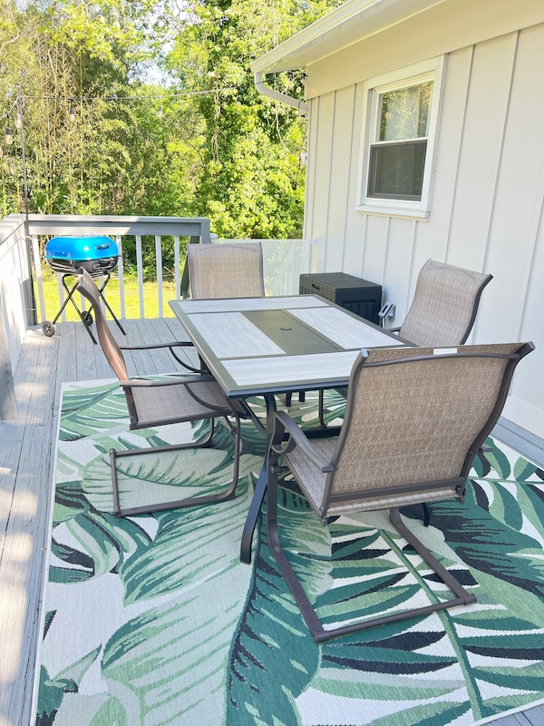 Charming 3-bedroom House - Boho By The Star - Cozy Retreat Close To Town - Smith Mountain Lake