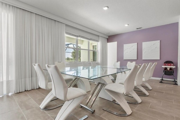 15 Bedrooms/15.5 Bathrooms/ Veranda Palms (2521sd) - Kissimmee, FL