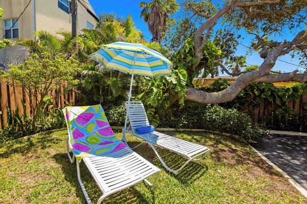 Coco Sands Studio Unit 4 - Cocoa Beach, FL