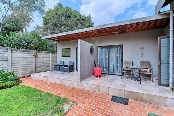 Advas Bachelor Bliss - Sandton